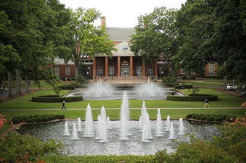 30 Most Beautiful Small College Campuses in America